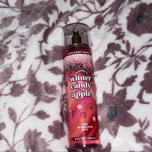 Bath & Body Works | Other | Bath Body Works Red Winter Candy Apple Mist ...